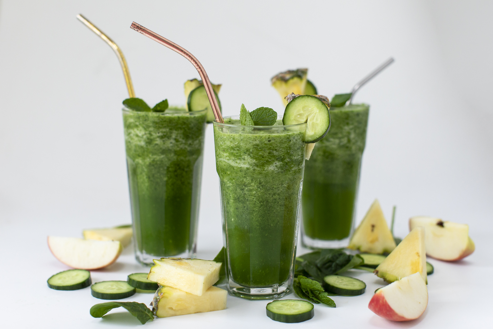 How to make fruit detox water? - Future Generation Co. Ltd.